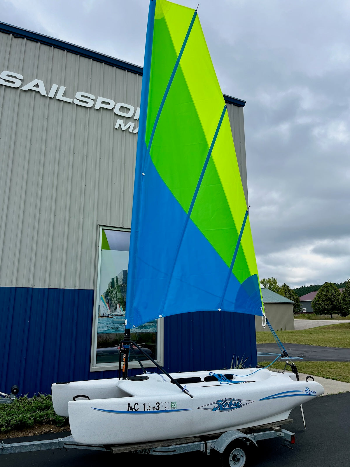 Small Sailboats: Dinghys, Daysailers and Catamarans for Sale -MI ...